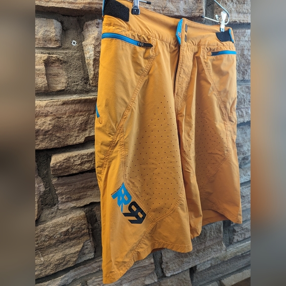 Royal Racing | Shorts | Royal Racing Impact Mountain Biking Shorts Size ...
